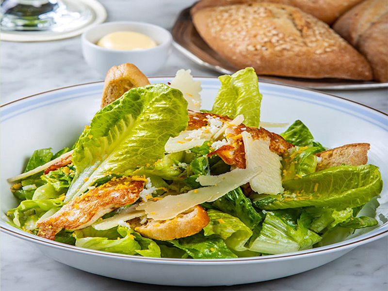 Laduree Cafe delivery service in Qatar | Talabat