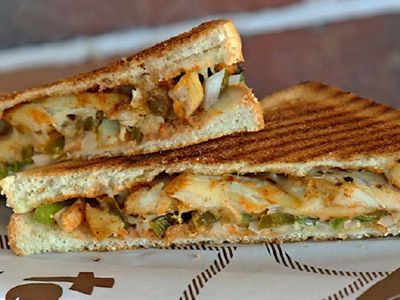 Filli Cafe Karak delivery in Muscat, Salalah and many other cities ...