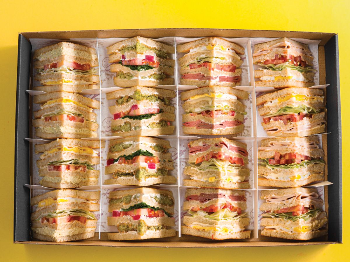 Manaeesh Bakery delivery service in Kuwait | Talabat