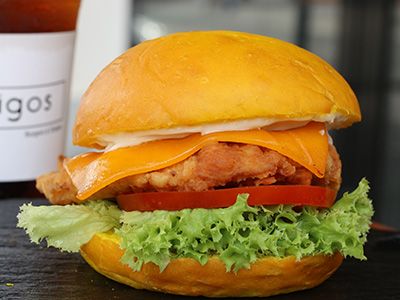 Amigos Burger delivery in Kuwait | Amigos Burger menu | Talabat