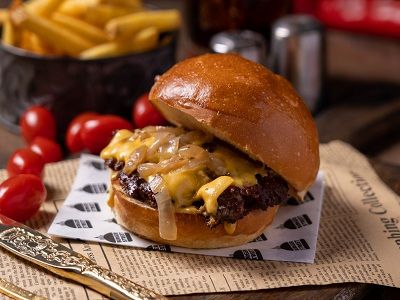 Burger Street delivery service in Kuwait | Talabat