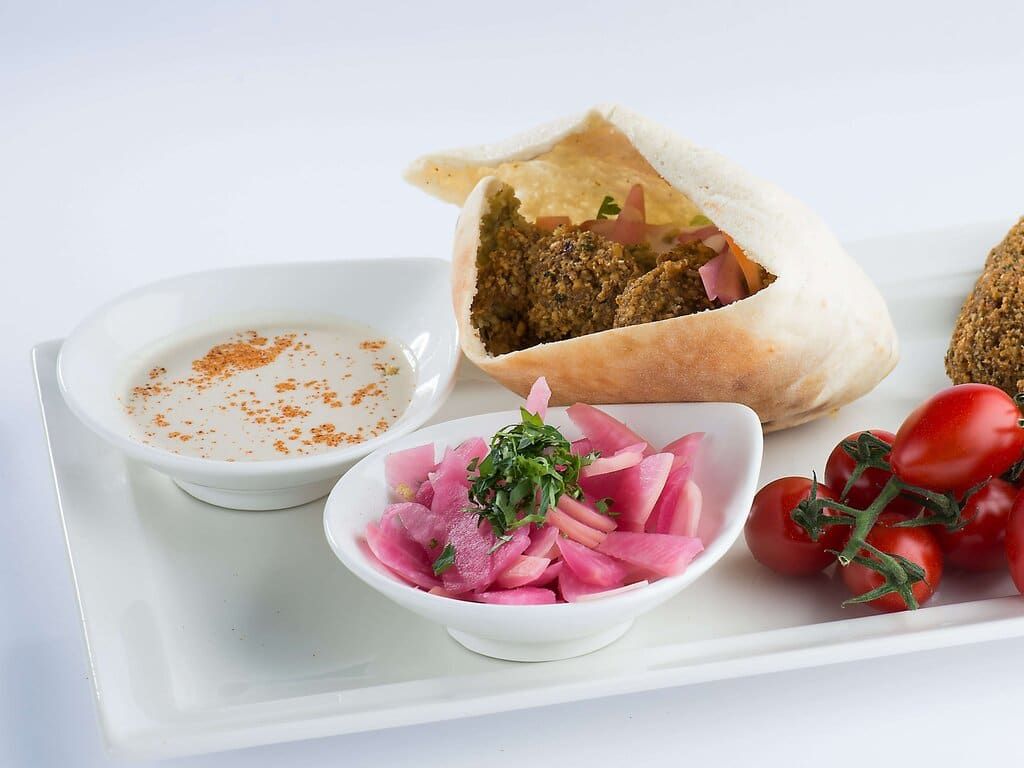 توصيل مطعم فلايم أند بيك سريع في الامارات | طلبات