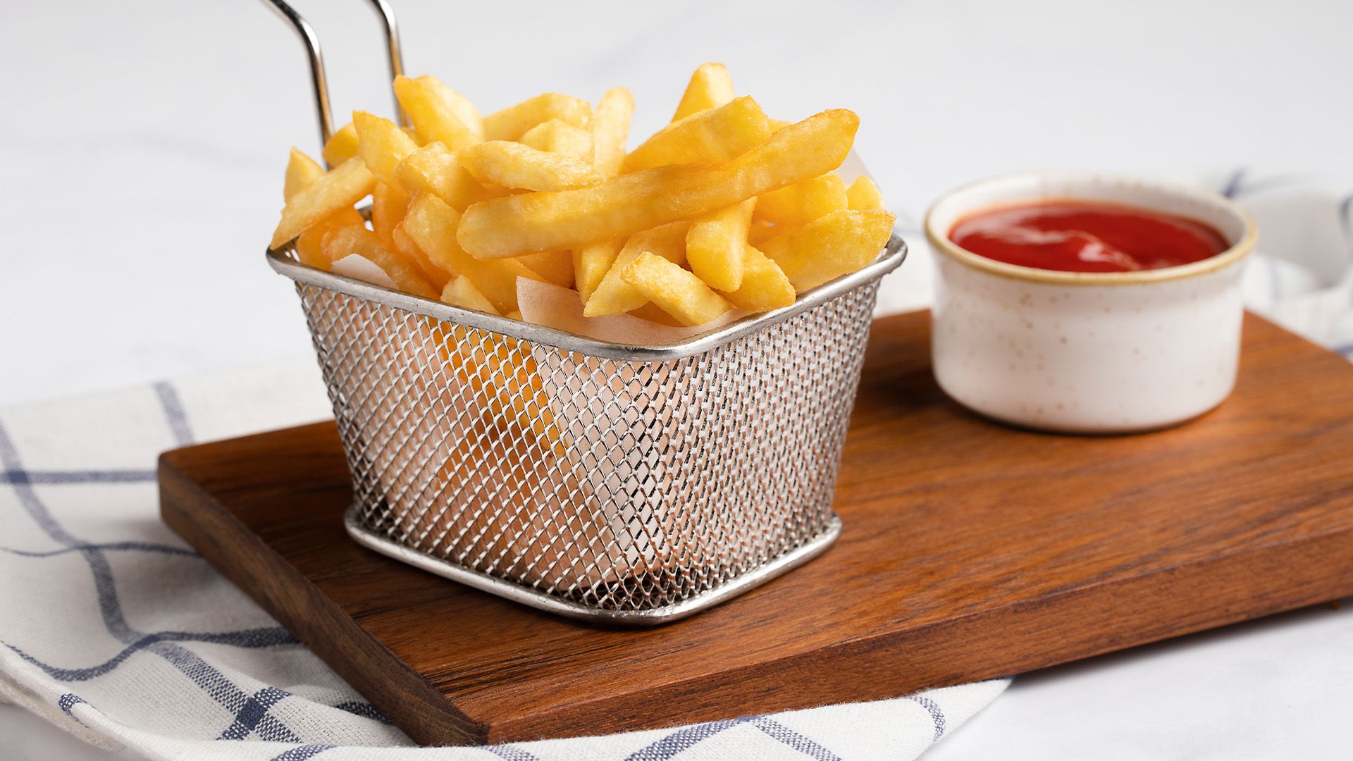 Wooden Bakery delivery service in Kuwait | Talabat