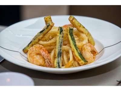 Paper Moon Restaurant delivery in Doha, Duhail and many other cities ...