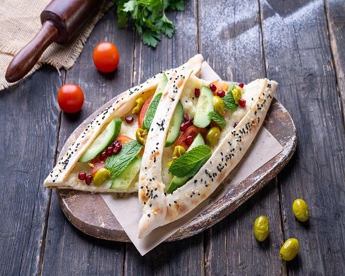 Manoushet Darna delivery service in UAE | Talabat