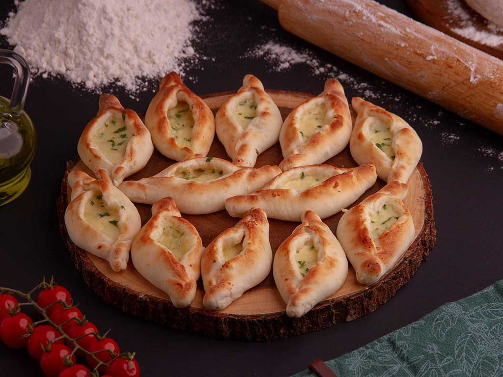 Pastries On The Fly delivery service in Bahrain | Talabat
