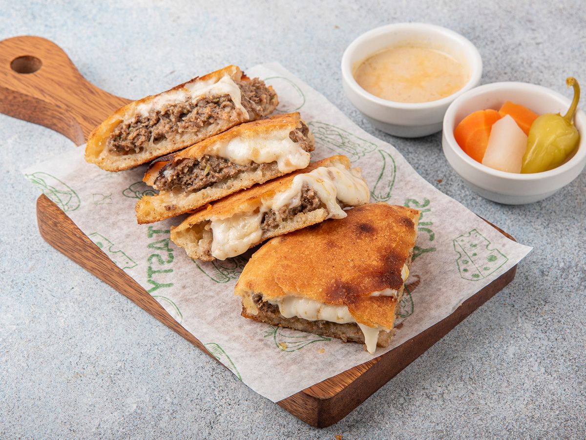 Karmouz Restaurant delivery service in UAE | Talabat