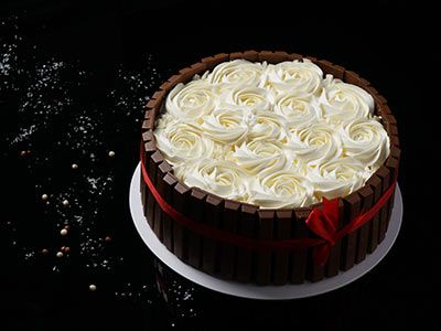 Lee Cakes delivery in Dubai, Abu Dhabi and many other cities | Lee ...