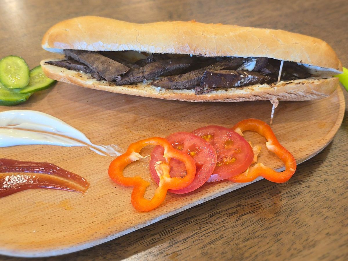 Gusto delivery service in Qatar | Talabat