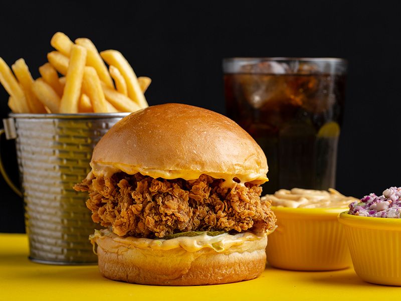 4 CHICKEN delivery service in Kuwait | Talabat