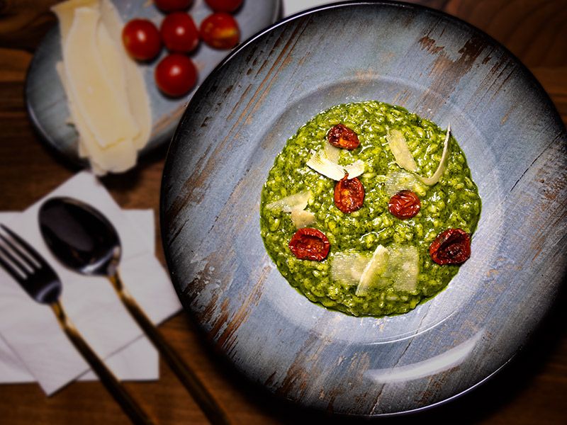 Shamrock Tavern delivery service in Qatar | Talabat