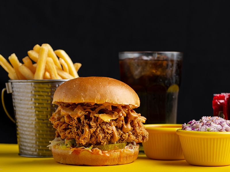 4 CHICKEN delivery service in Kuwait | Talabat