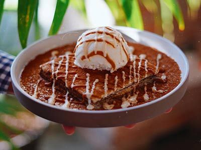 She Burger delivery in Dubai, Abu Dhabi and many other cities | She ...