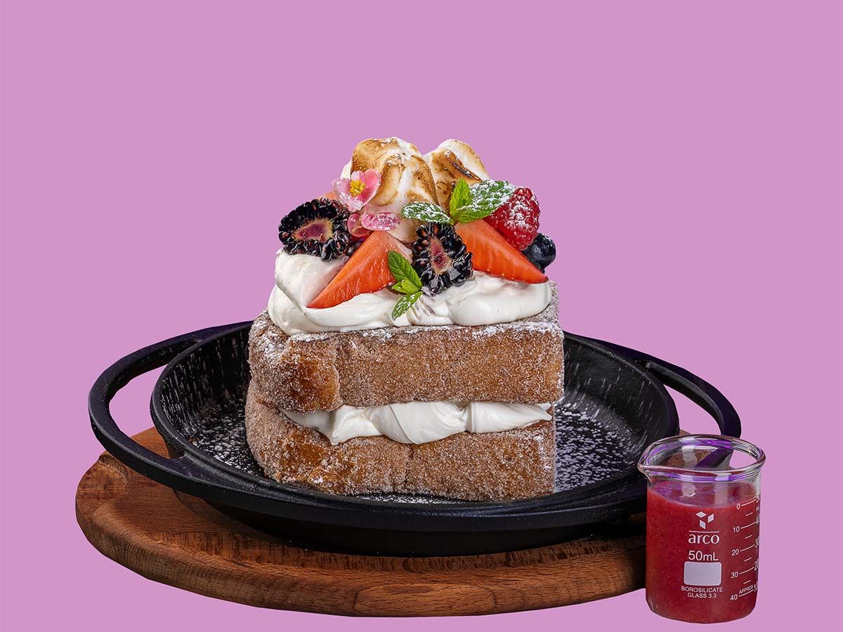 Crome London delivery service in Qatar | Talabat