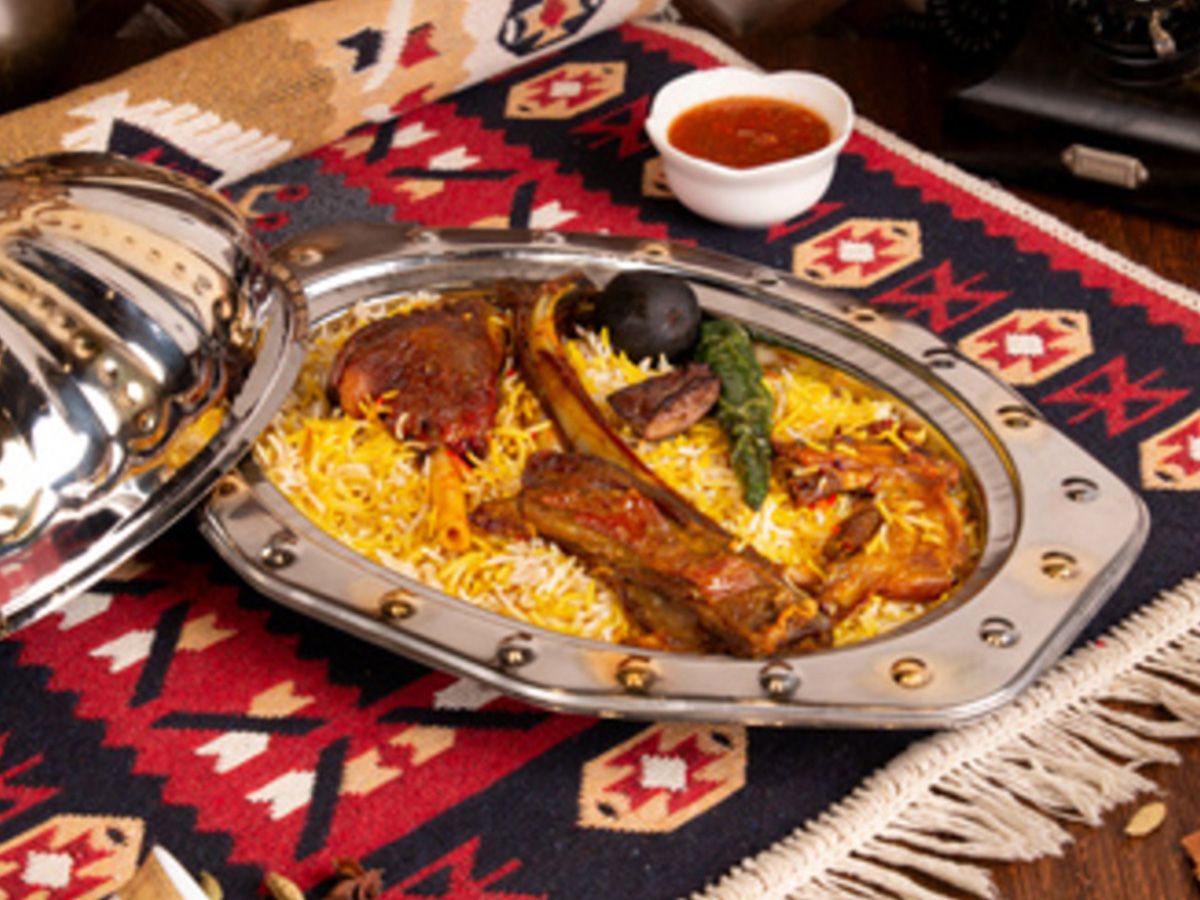 Majnoon Lahim delivery service in Qatar | Talabat