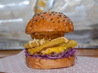 Build It Burger delivery service in Qatar | Talabat