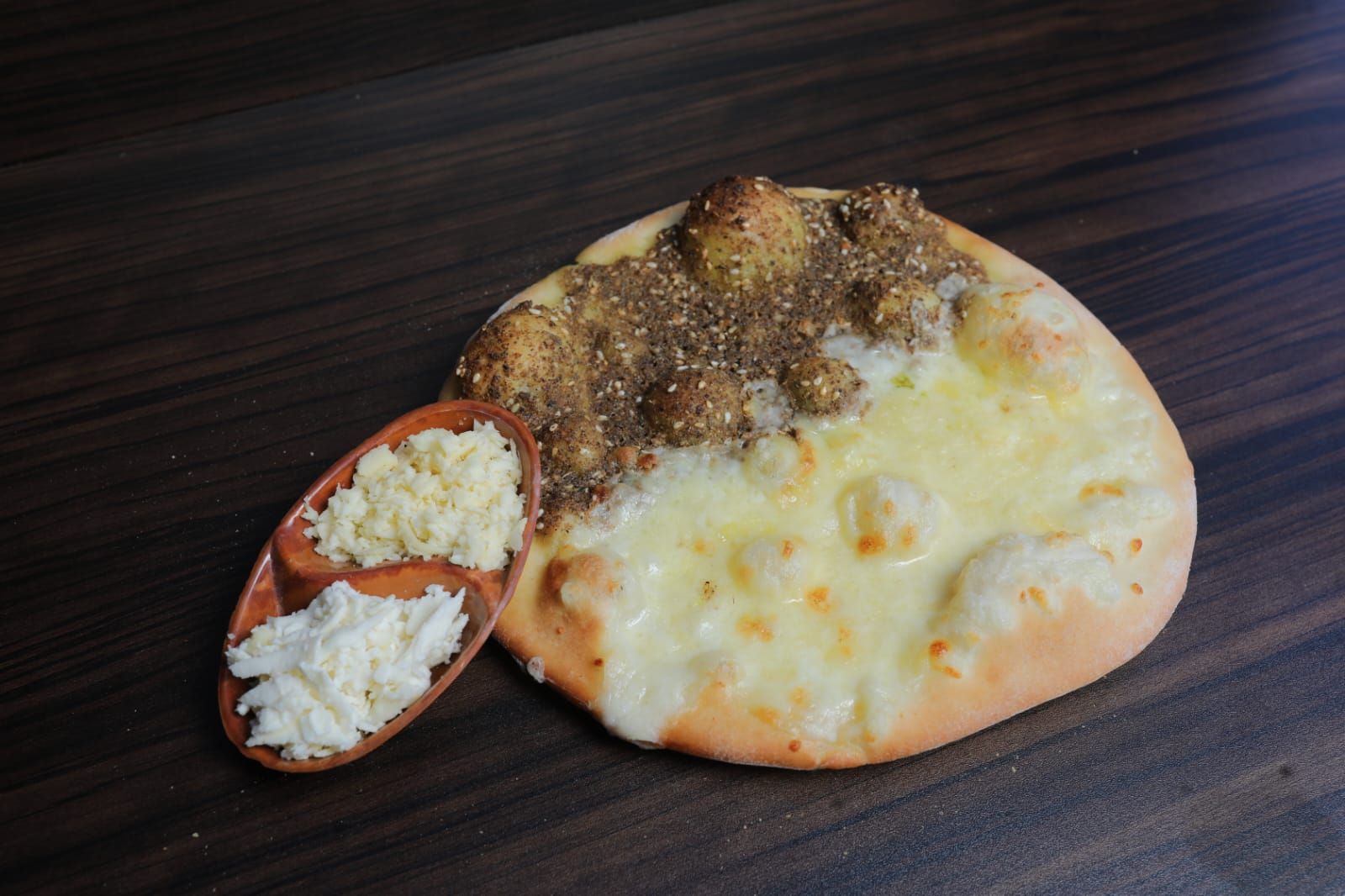 Manoushet Lebnan delivery service in Egypt | Talabat