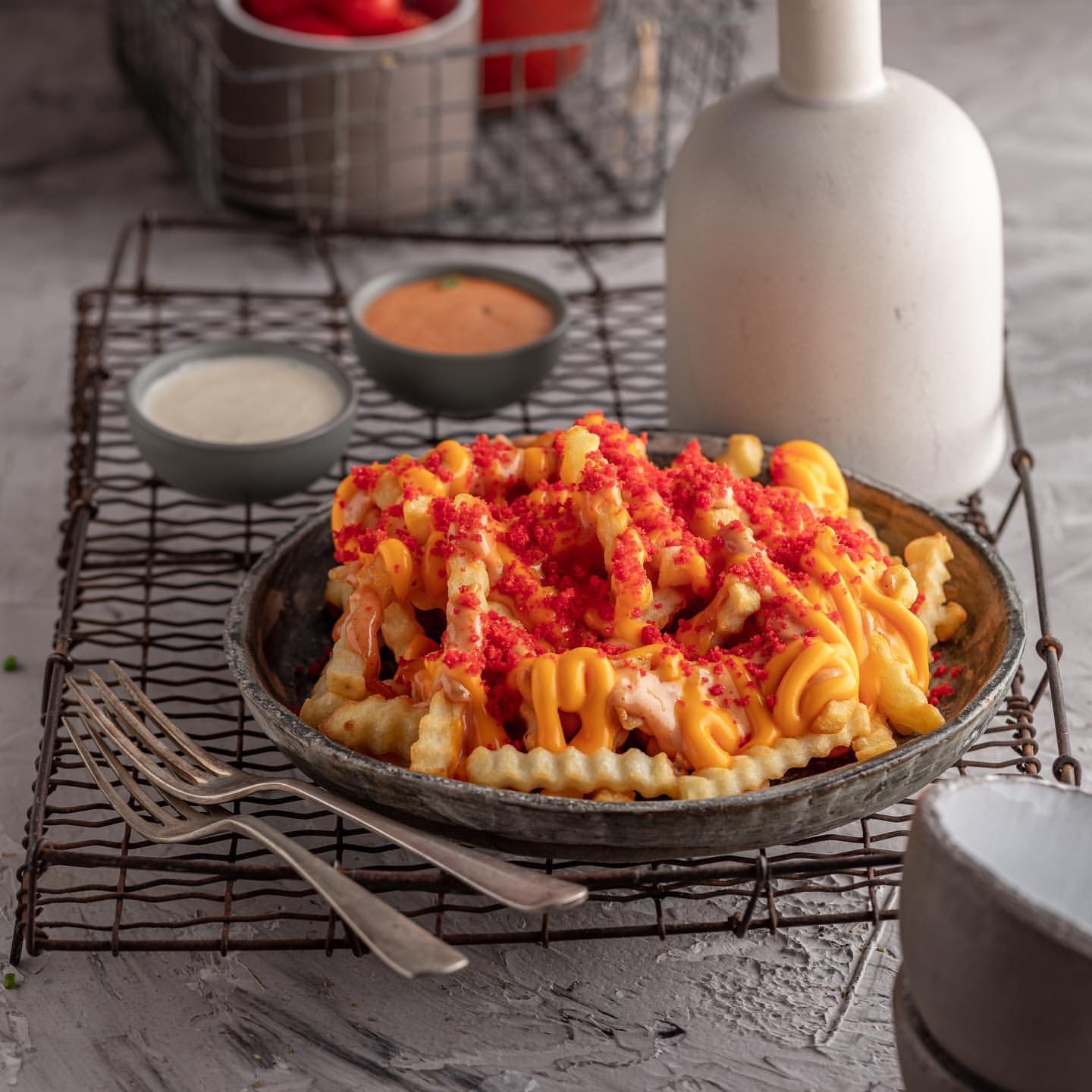 Cheat Burger delivery service in Qatar | Talabat