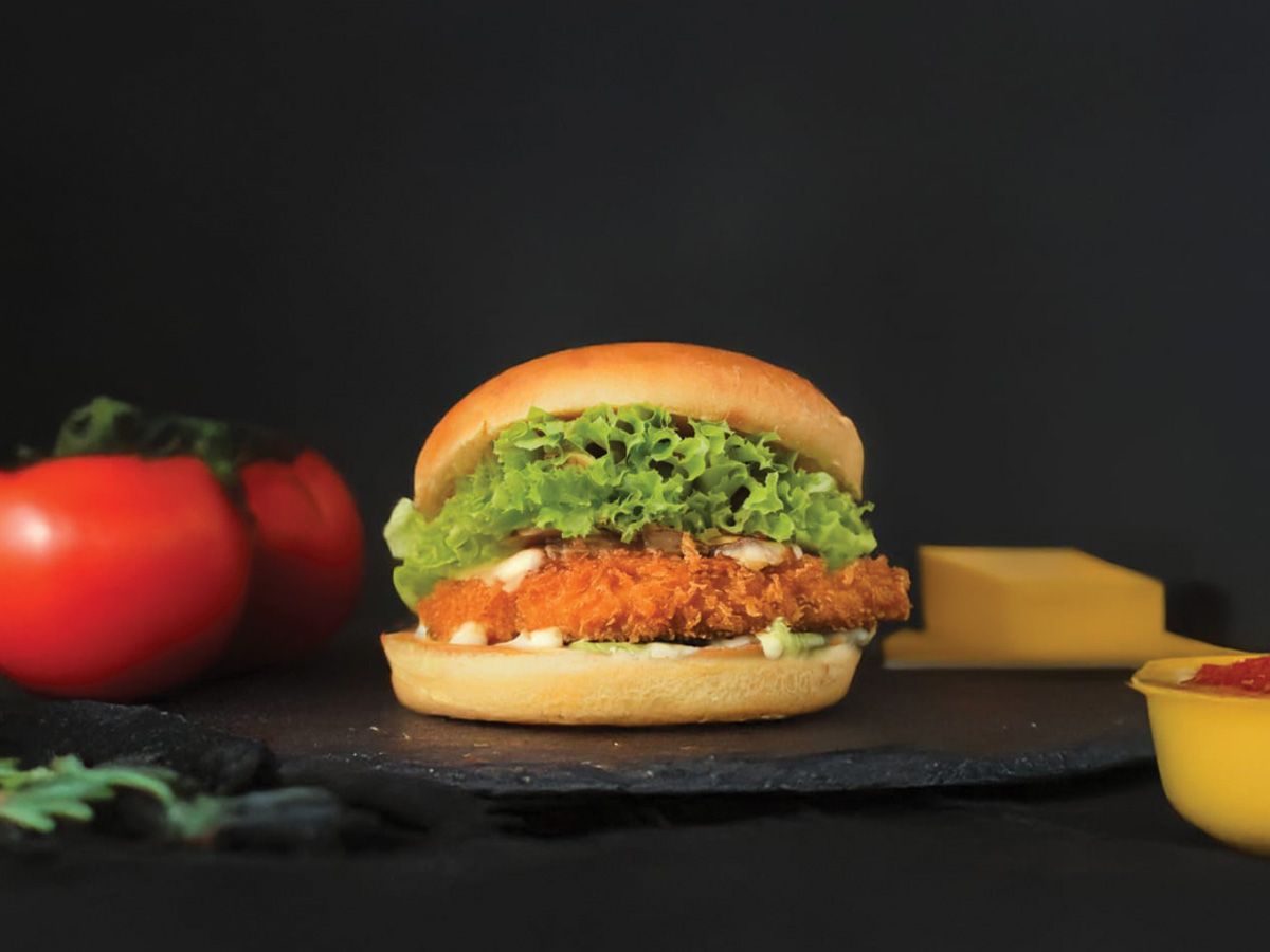 Box burgers delivery service in Oman | Talabat