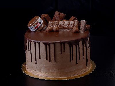 Eclat Cakes and Chocolate delivery service in Qatar | Talabat