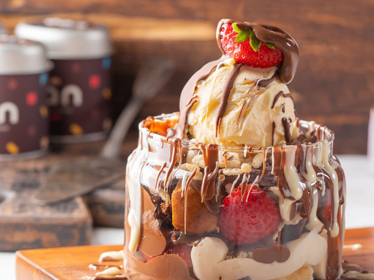 Can Full of Chocolate delivery service in Kuwait | Talabat