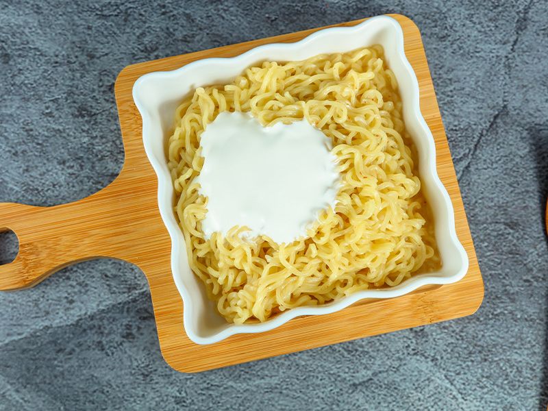 Tea Talk Session Cafeteria delivery service in UAE | Talabat