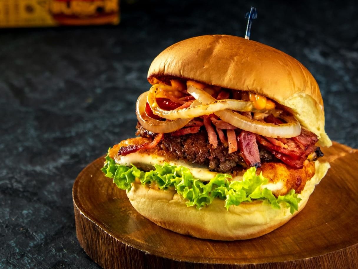 GiGi Burger Cafeteria delivery service in UAE | Talabat