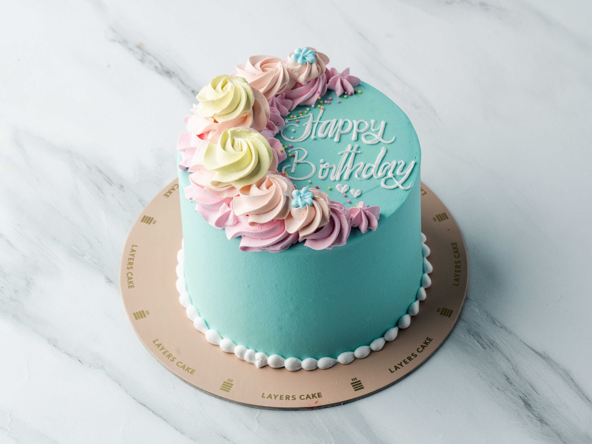 Layers Cake delivery service in Kuwait | Talabat