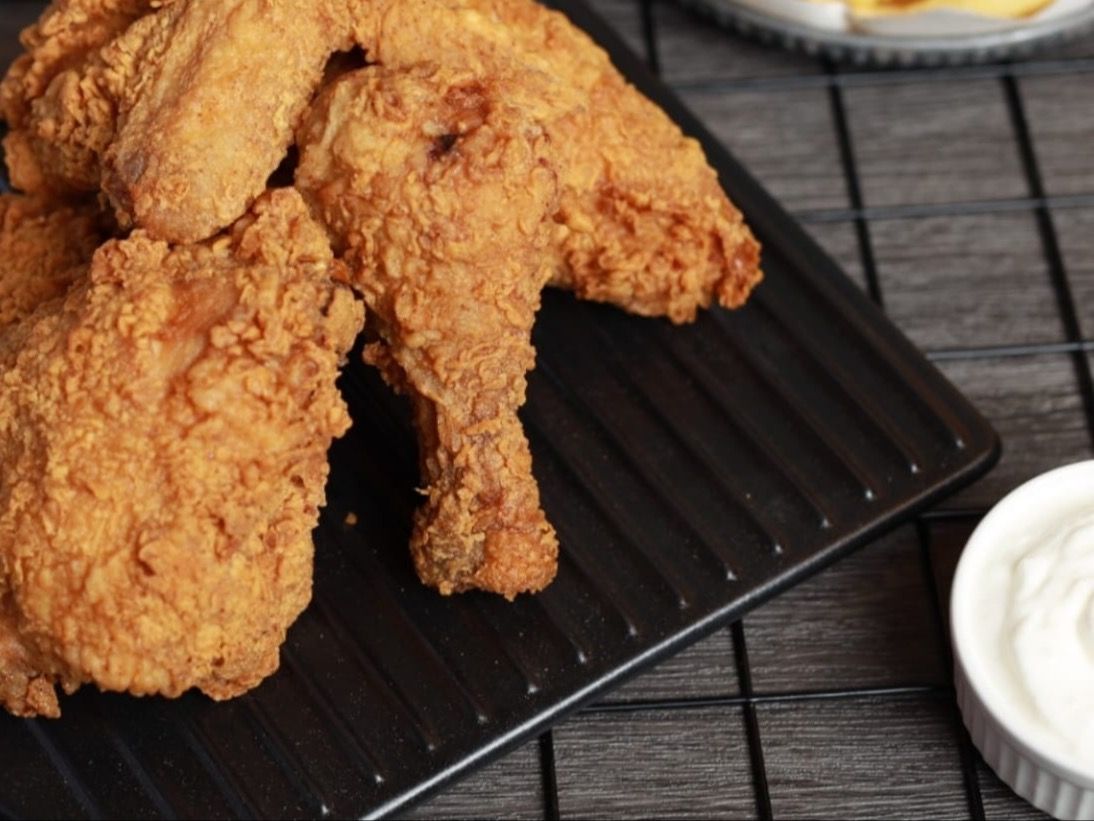 Broaster Food delivery service in Qatar | Talabat