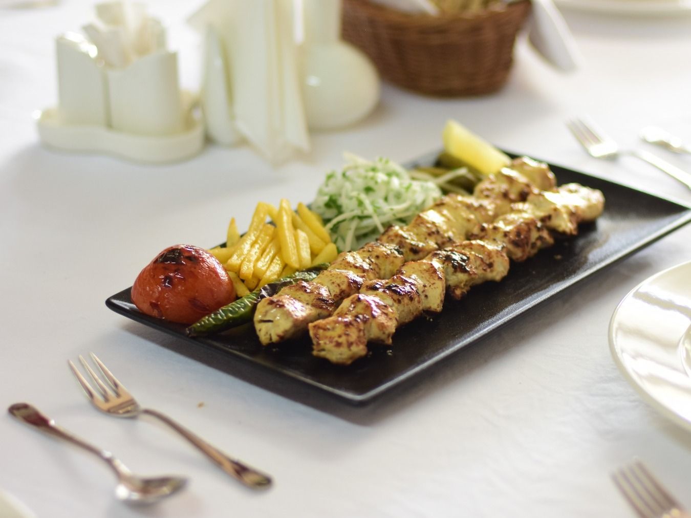 Al Manqal Kitchen Feast delivery service in Qatar | Talabat