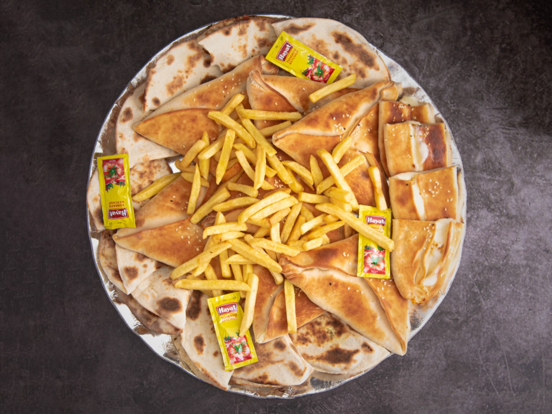 Resturant Bayt Alkhabaz delivery service in Kuwait | Talabat