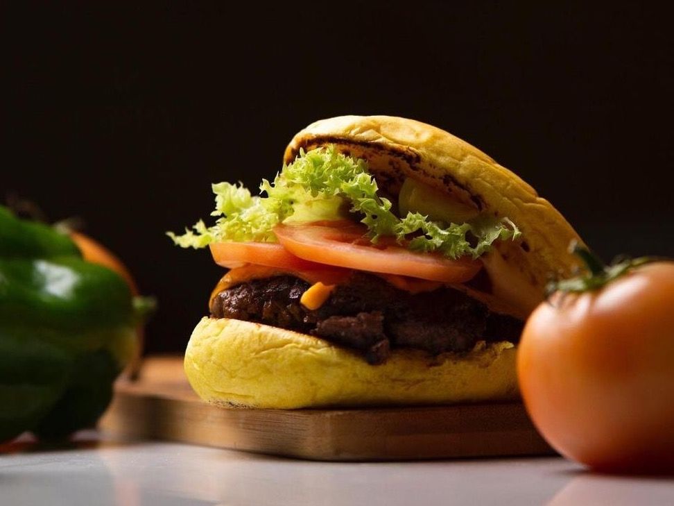 Hot Sky Burger delivery service in Oman | Talabat