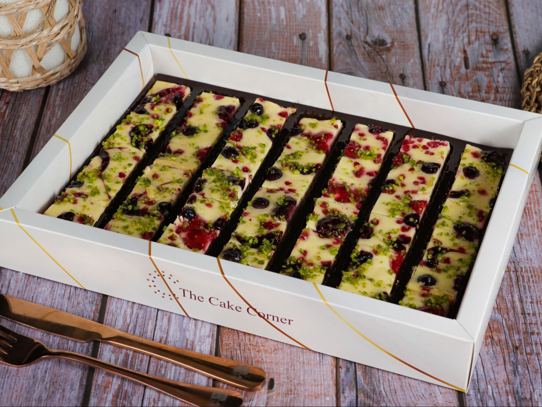The Cake Corner delivery service in Qatar | Talabat