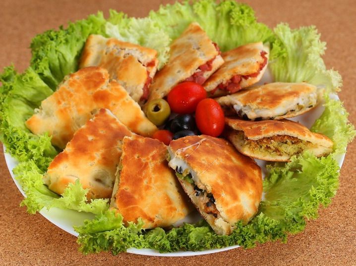 Catharei bakery and Sweets delivery service in Qatar | Talabat