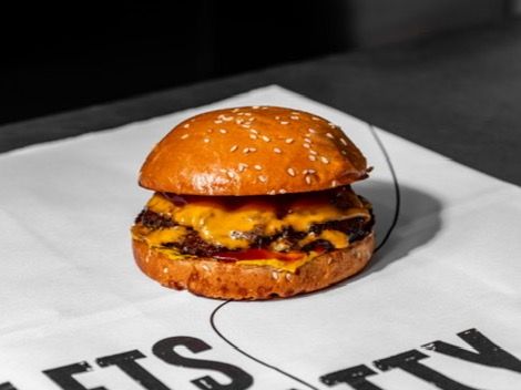 Let's Patty delivery service in Kuwait | Talabat