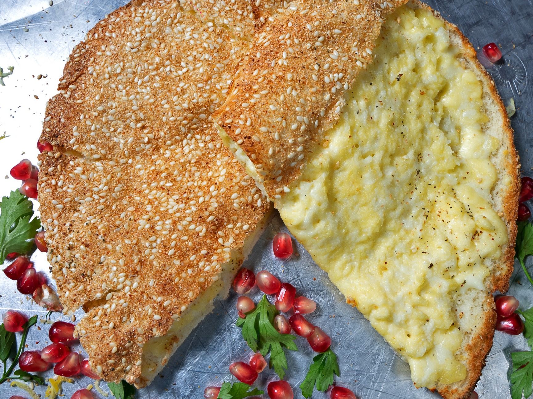 Kaaka W Manousha delivery service in UAE | Talabat