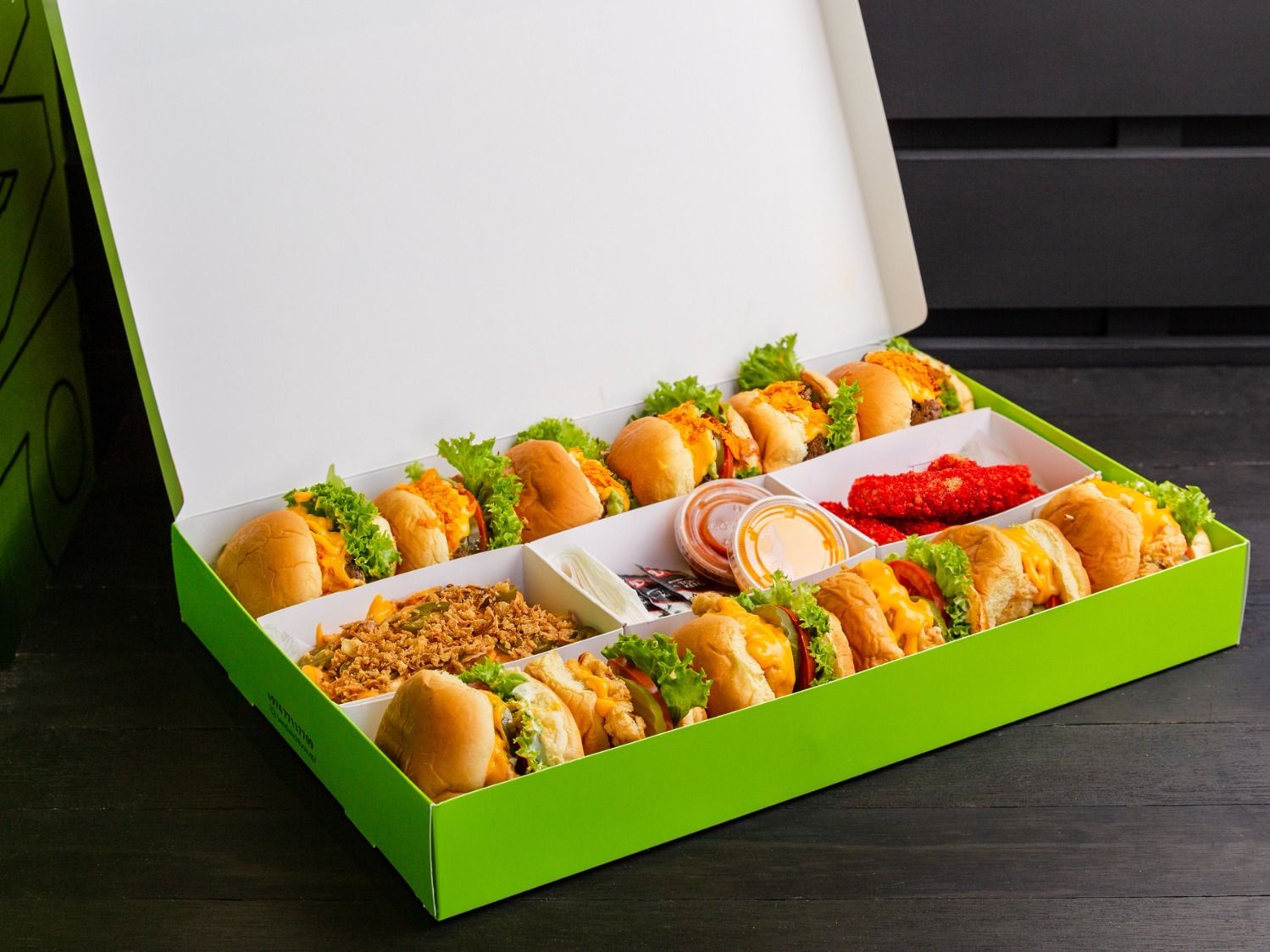 Sandwich Box delivery service in Qatar | Talabat