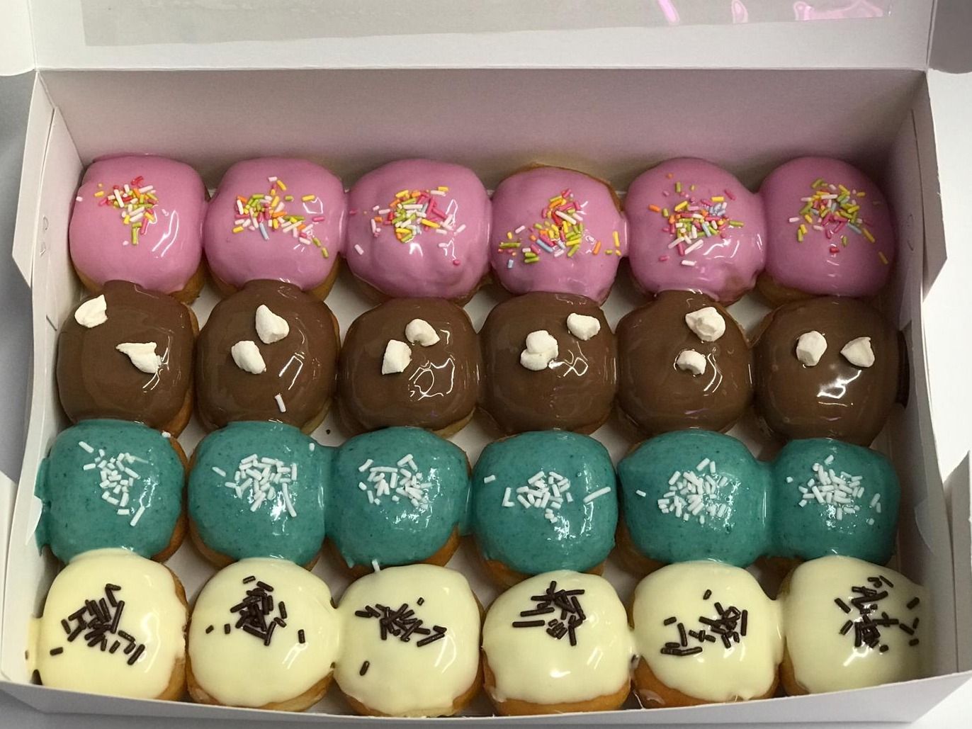 Grabelicious Donuts delivery service in Bahrain | Talabat