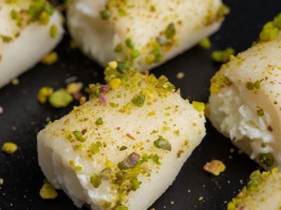 Al Aker Cuisine Express delivery service in Qatar | Talabat