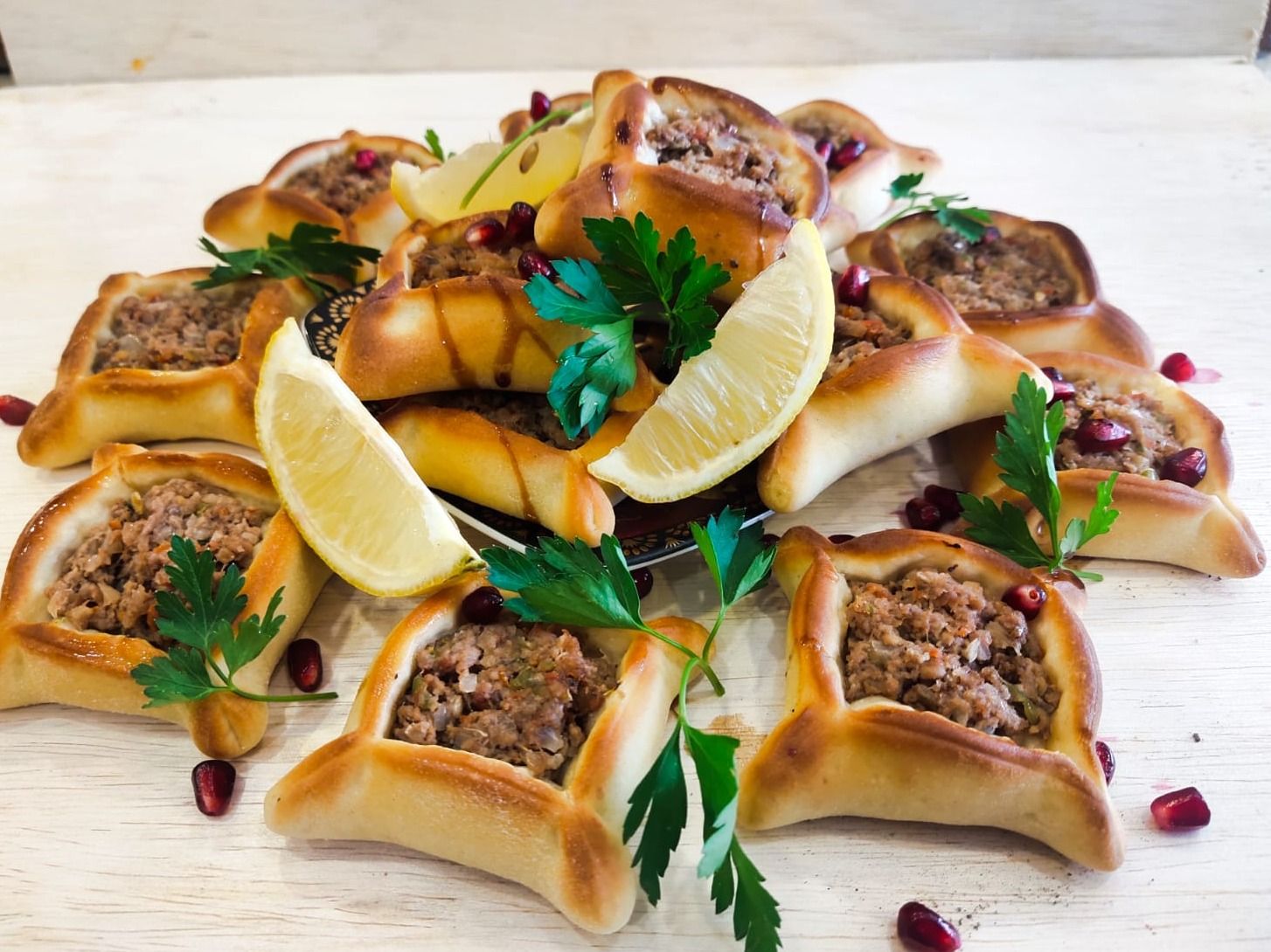 Al Reem Lebanese Bakery delivery service in Qatar | Talabat