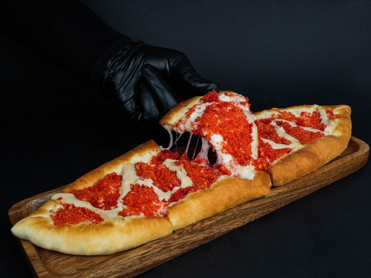 Mini Box delivery service in UAE | Talabat