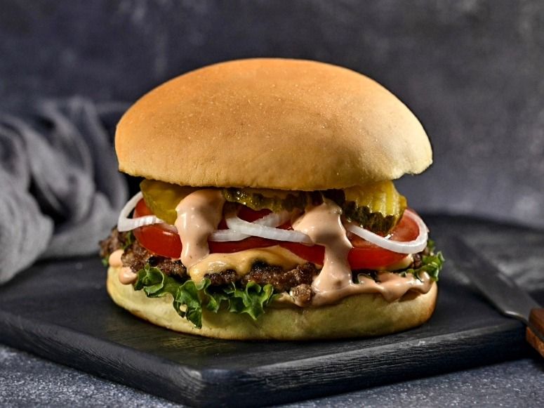 Burger Maestro delivery service in UAE | Talabat Burger Maestro delivery service in UAE | Talabat