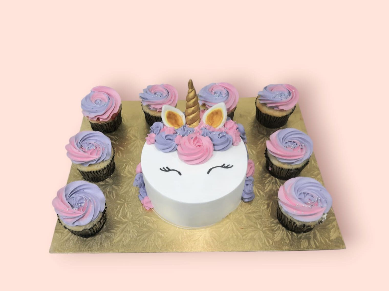 Cake Al Mabrook delivery service in Kuwait | Talabat