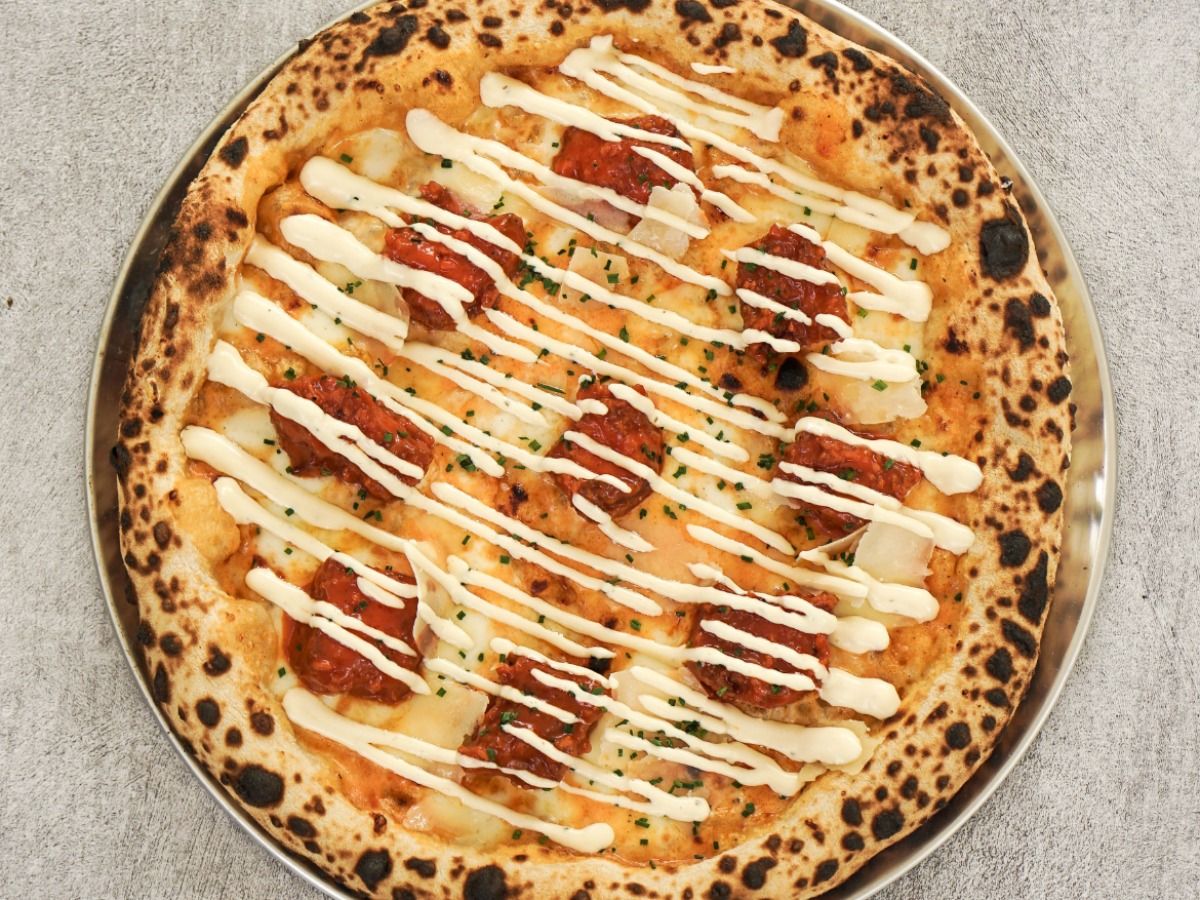 LIT Pizza delivery service in UAE | Talabat