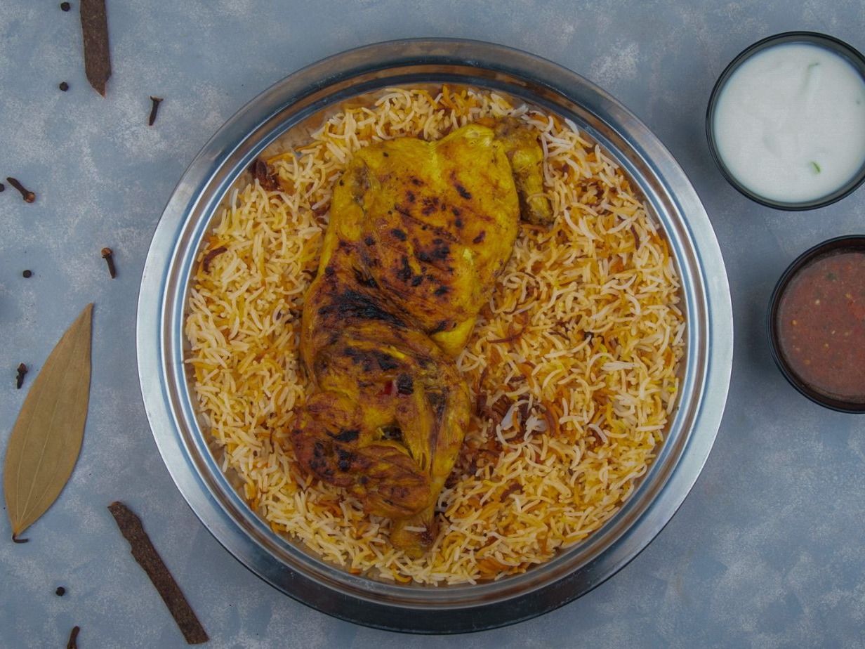 Qasr Alyahar Mandi And Madbi Restaurant delivery service in UAE | Talabat