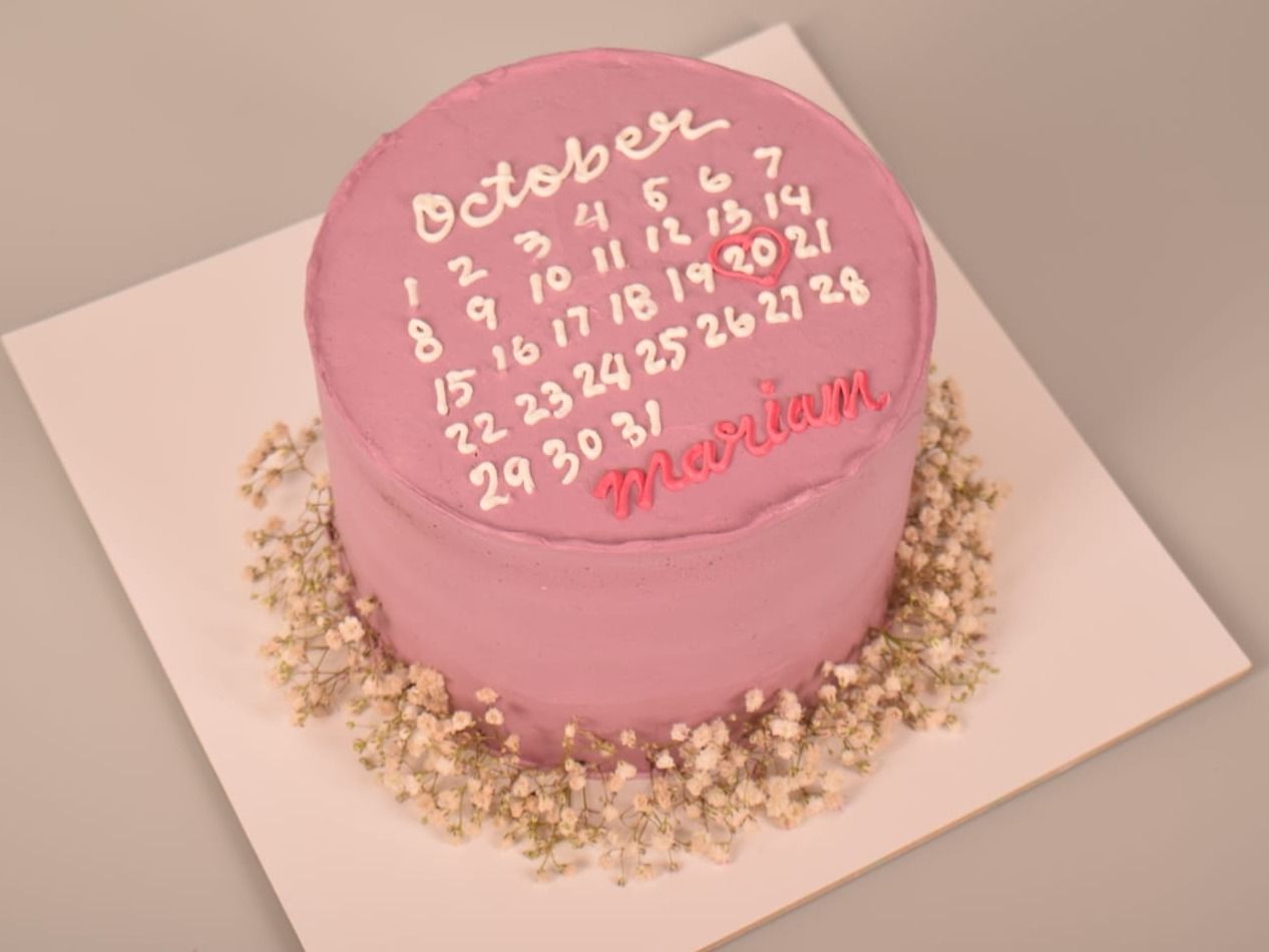 Candy Cake delivery service in Kuwait | Talabat