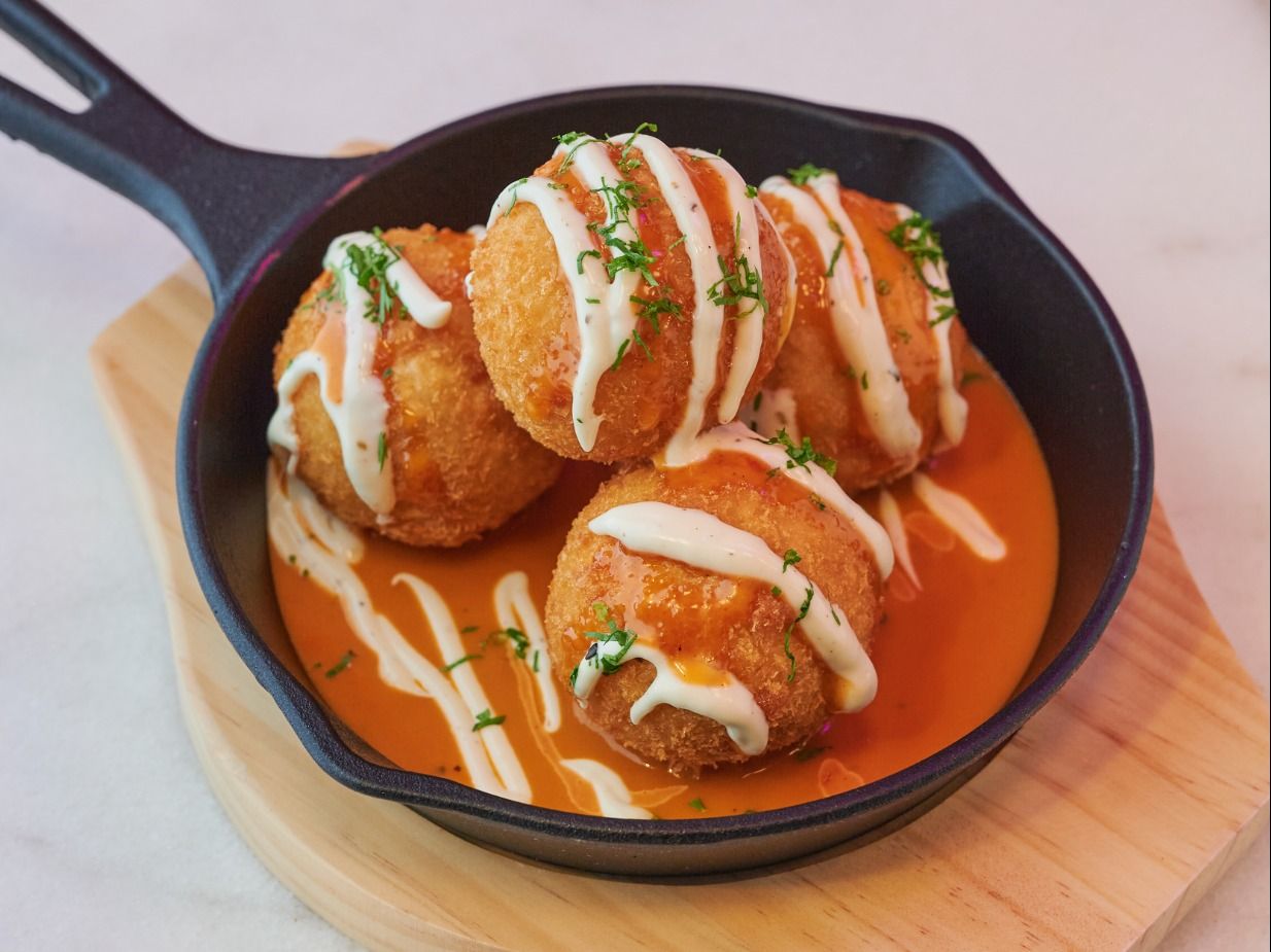 Smoked Bun Restaurant delivery service in UAE | Talabat