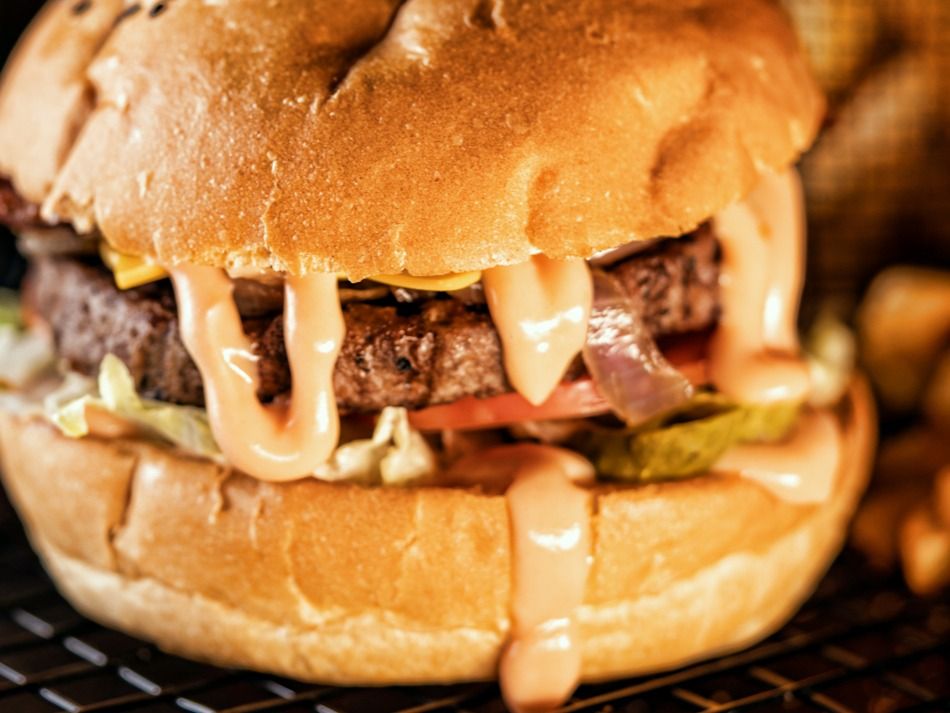 Firefly Burger delivery service in UAE | Talabat