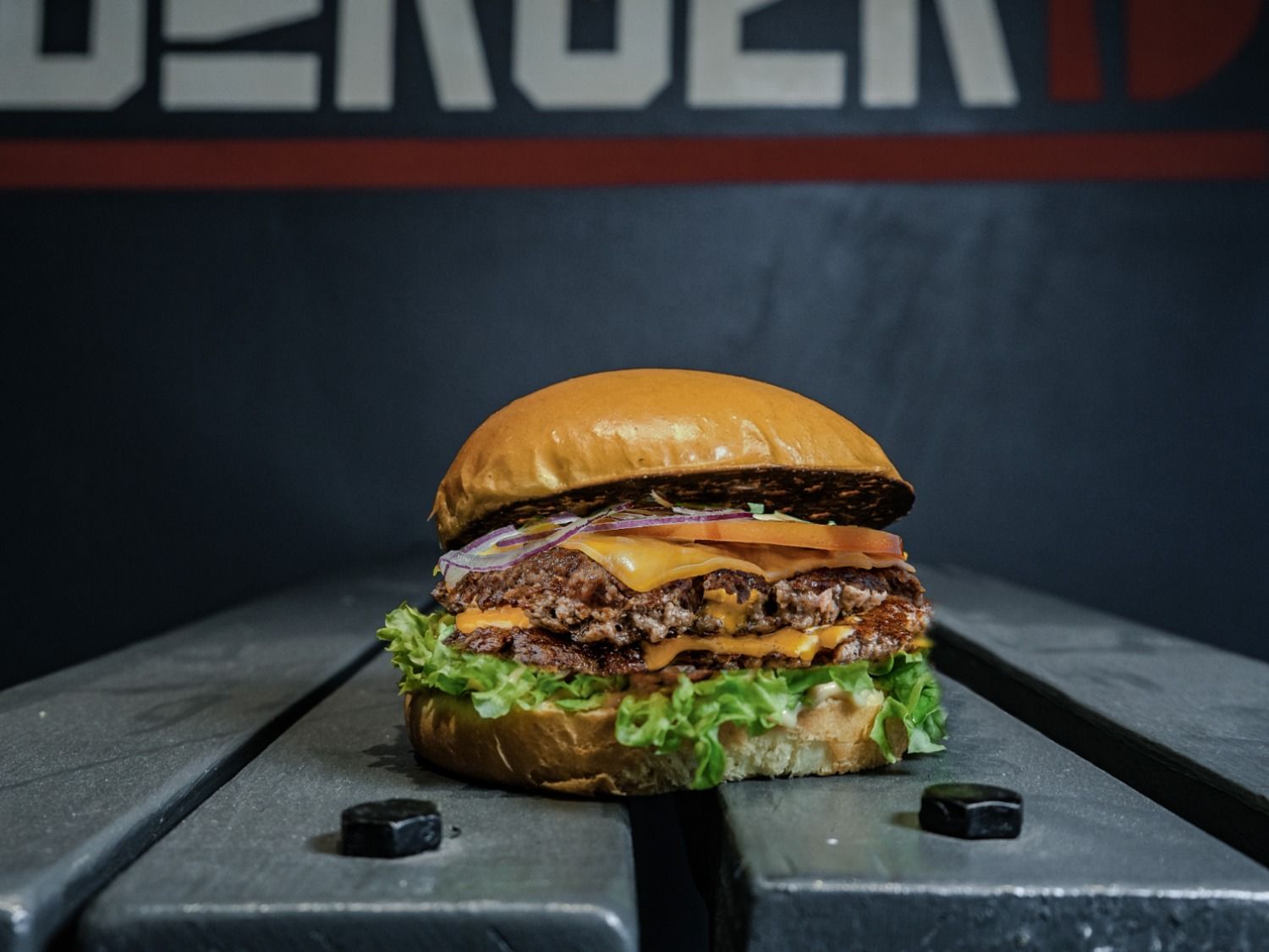 Burger ID delivery service in Jordan | Talabat