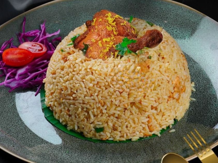 MRA Bakery Sweets & Restaurant delivery service in Qatar | Talabat